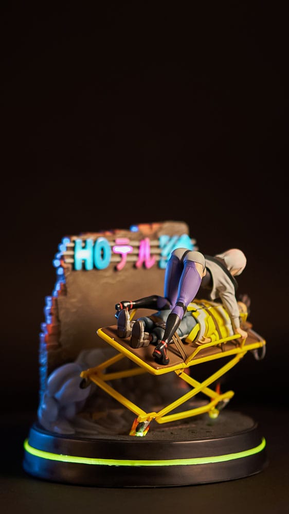 Cyberpunk: Edgerunners Resin Statue Lucy & David Runaway 20 cm ...